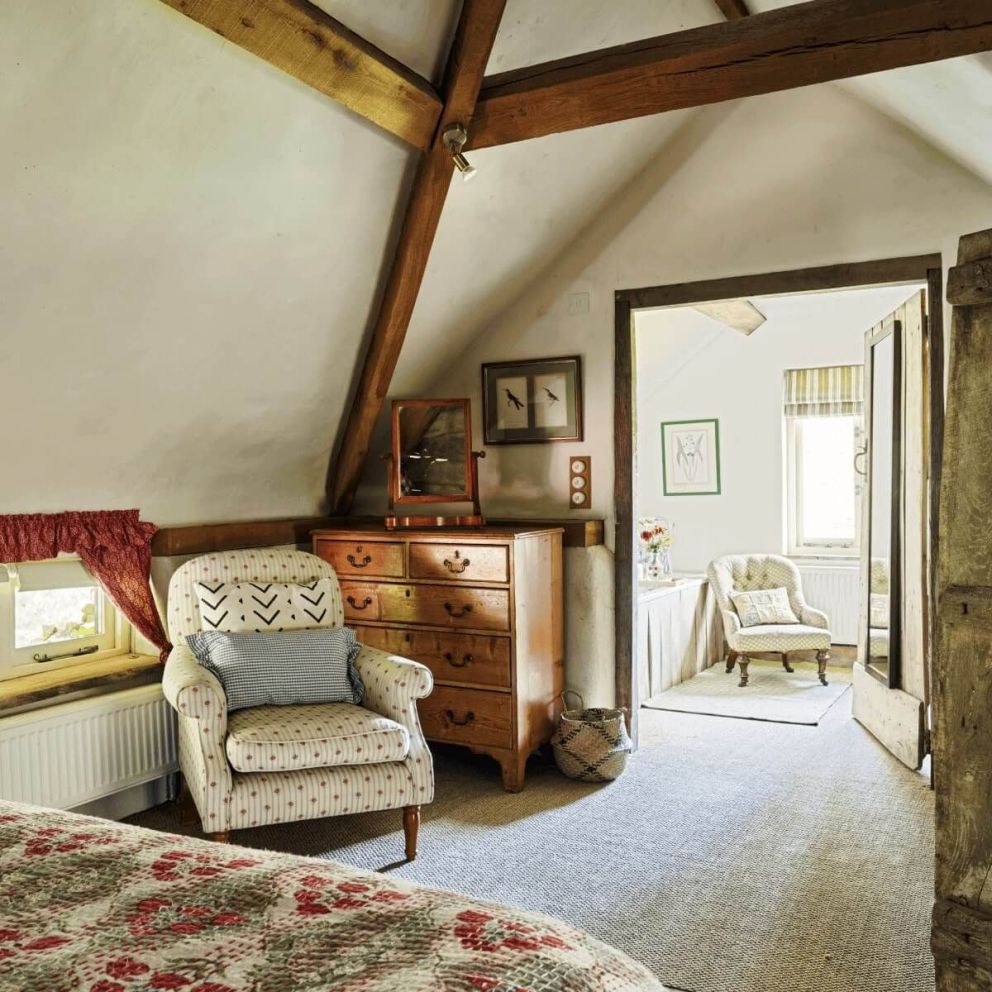 Thornfalcon | Coach House